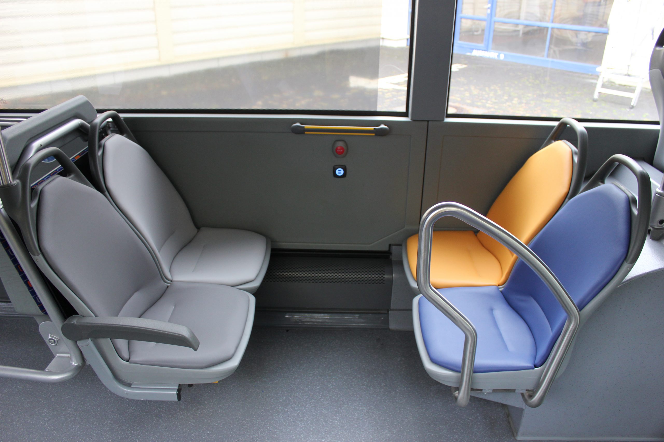 HEAG mobiBus testet neue Sitzbezüge in Bussen - Darmstadt im Herzen